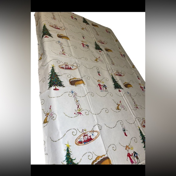 Dr. Seuss | Holiday | The Grinch Vinyl Table Cover | Poshmark